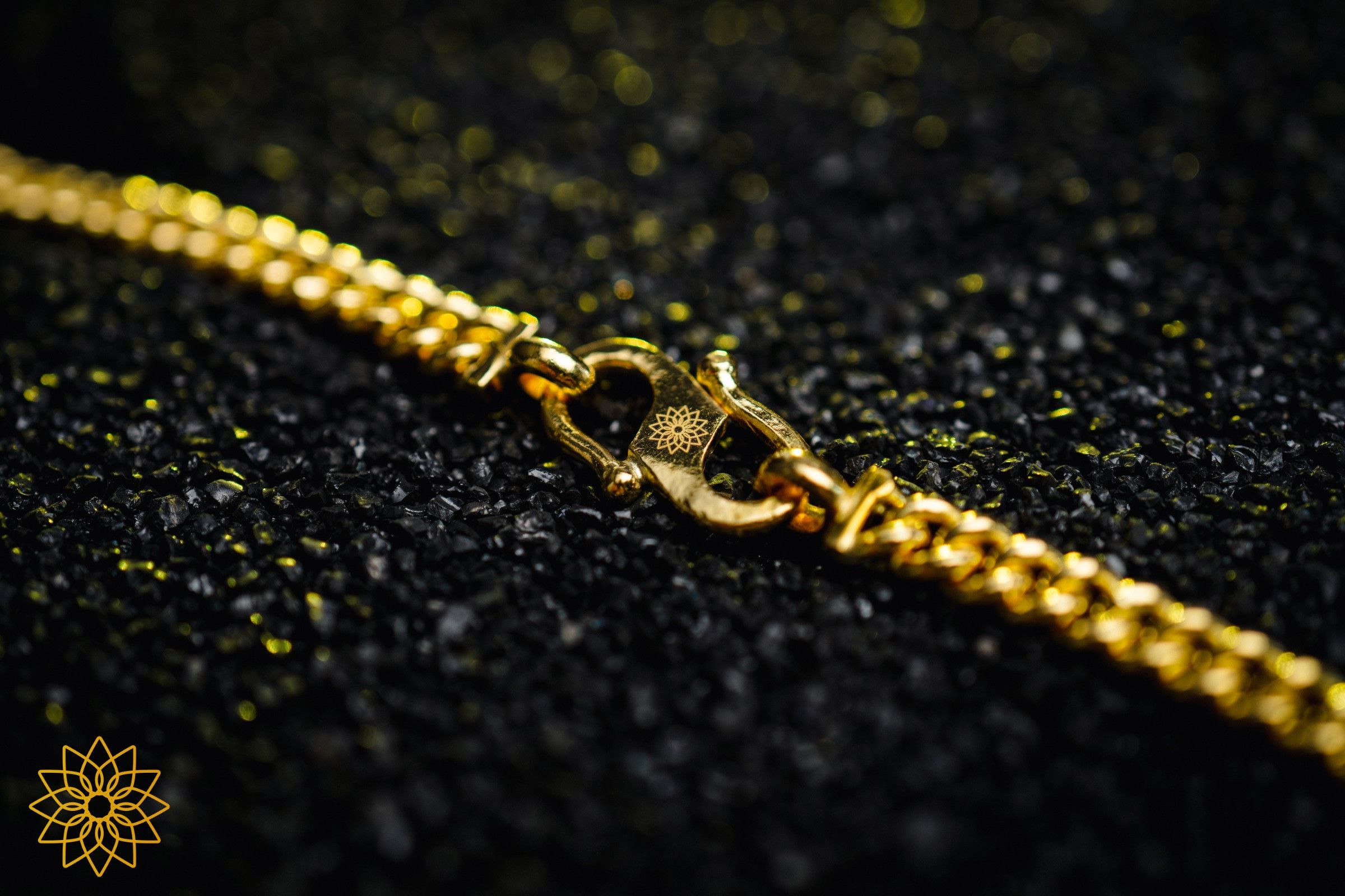 Gold Cuban Link Twisted Chain Necklace 24k, 999%, 1.5mm, 64.5cm, 101.5 gram